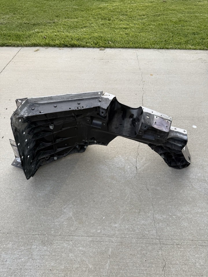 F Rail - GM (85657877) 2020-2025 Chevrolet Corvette F Rail - Passenger ...