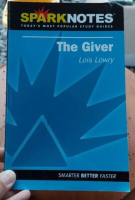 The Giver (SparkNotes Literature Guide) (Volume 8) (SparkNotes ...