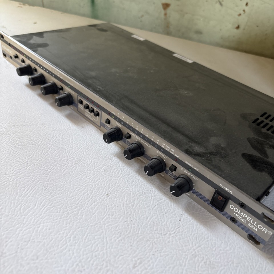 Aphex Compeller 320A Dual Channel Automated Compressor/Leveler/Limiter ...