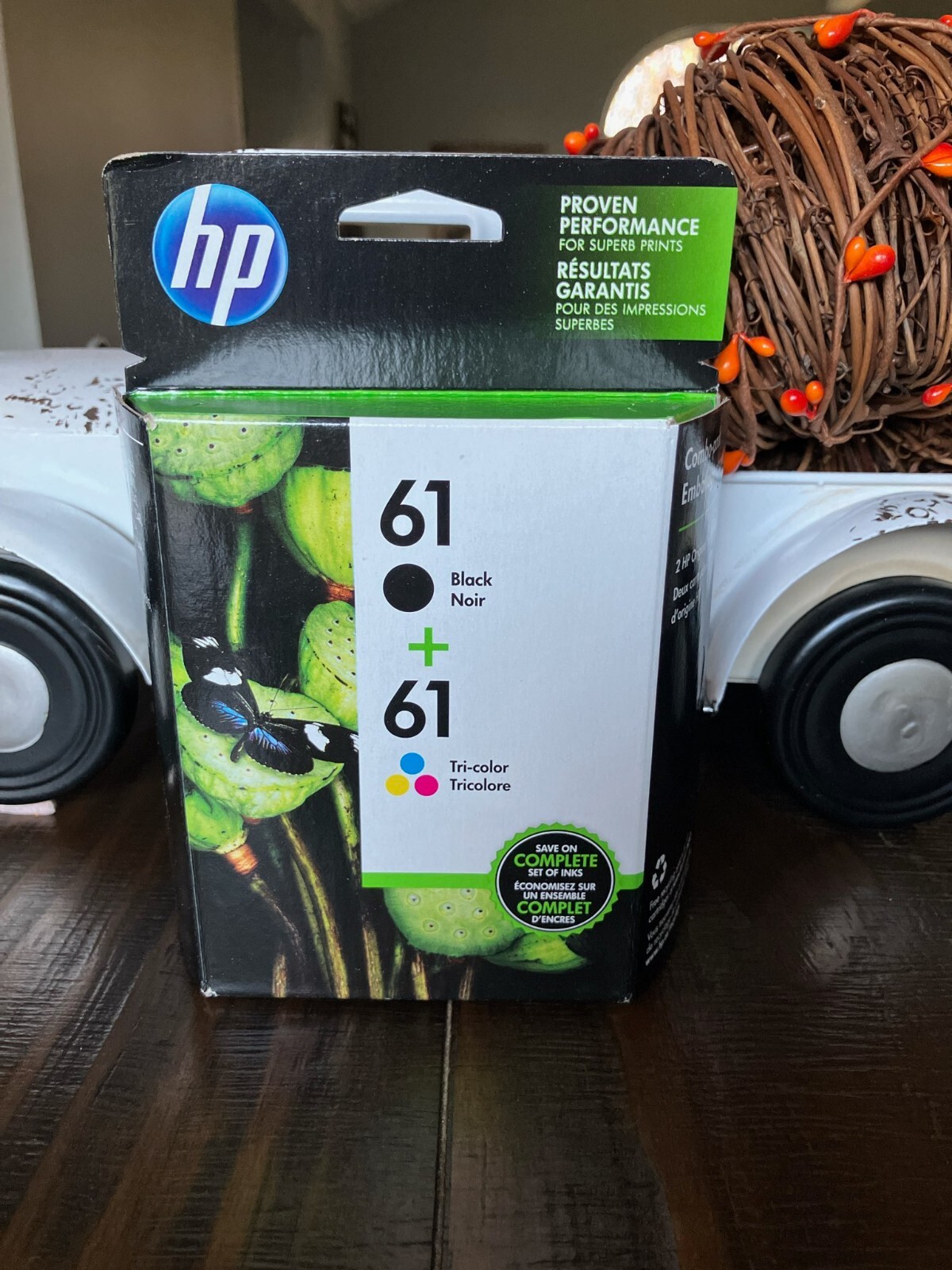 HP 61 Ink Combo Pack Black/Tri Color Combo, 2 Cartridges expires 01 ...