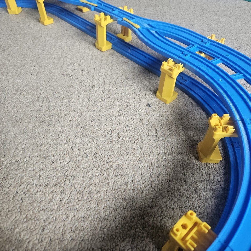 TOMY Trackmaster Thomas The Tank Engine Set Bridge Double Raised Track ...