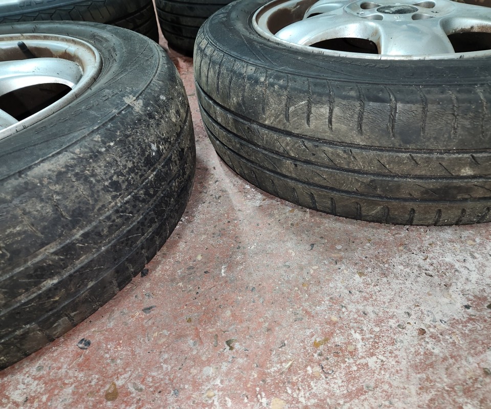 Genuine Mini 15" 5 Spoke Alloy Wheel Set of 4 With Tyres - R100 R55 R56 ...