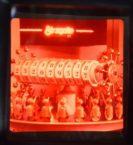 Vintage 1982 Walt DISNEY Epcot Computer Central CENSUS CLOCK Slide 2"x2 ...