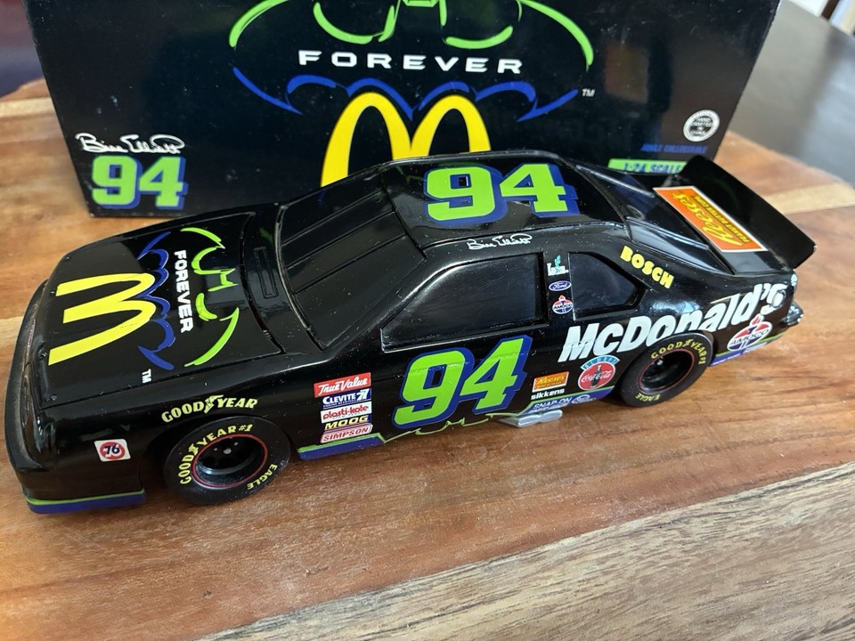 Bill Elliott Action 1995 #94 Batman Forever Thunderbat 1:24 Diecast Car ...