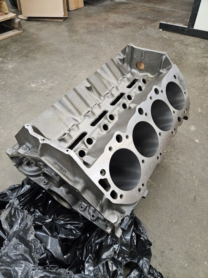 LATE 1969 COPO 427 Big Block Chevy 4 Bolt Main Block 3963512 512 J-10-9 ...