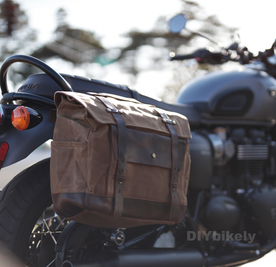Triumph Bonneville T120 / T100 Saddle Bag With Custom Mount Tan & Brown ...