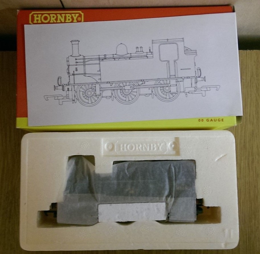 Hornby R2540 BR 0-6-0T Class J83 Locomotive 68480 Weathered Edition ...