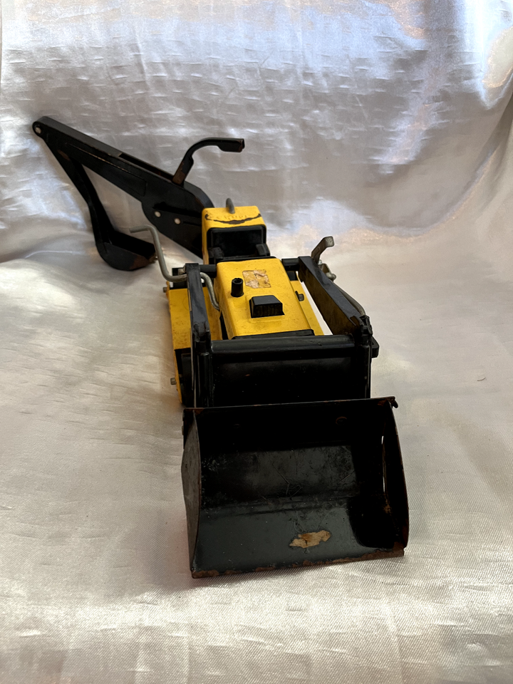 Vtg PRESSED STEEL TONKA T-6 TRACK FRONT END LOADER BACKHOE BULLDOZER 19 ...