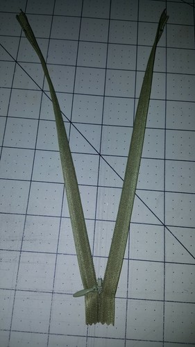 YKK Invisible Beulon #2.5 Non Separating Zippers 9 Inch Patina Green ...