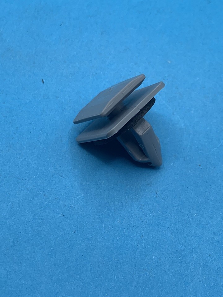 (Pack of 10) Fender & Rocker Moulding Clip With Sealer, for Ford ...