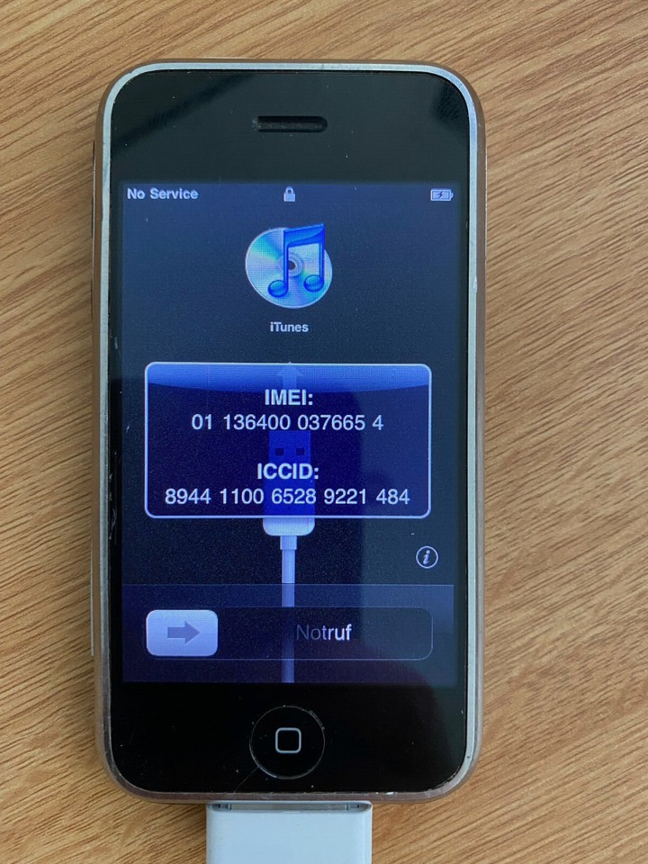 Apple iPhone 1, 8GB 1st Gen Model, A1203 Year 2007, 19 Years old! Very ...