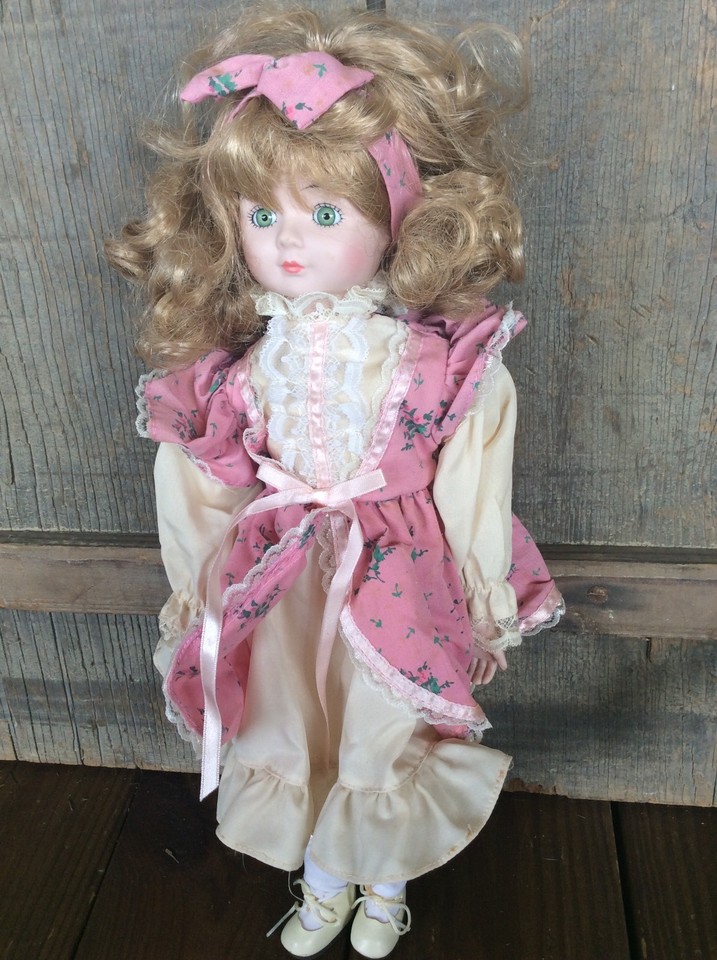 Nichole Porcelain Doll R-008 Regal Doll Collection In Original Box | eBay