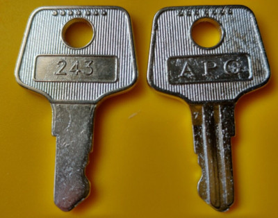 APG Vasario 243 Cash Drawer Key Pair Fits Square, Revel, Toast, HP, NCR ...