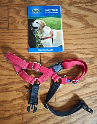 PetSafe Easy Walk Non-Pull Walking Harness (Medium, Red) 759023067643 ...