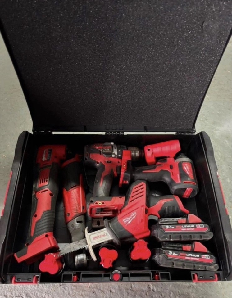 Milwaukee Dynacase Heavy Duty Stackable Carry Case Organiser Toolbox ...