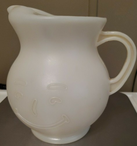 Vintage Kool Aid Smiling Man White Pitcher 1 or 2 Quart Pitcher 1980's ...