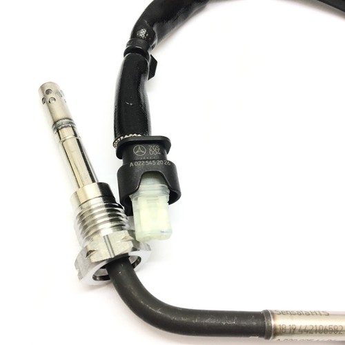 New Genuine Mercedes Benz W906 Sprinter Temperature Sensor Exhaust ...