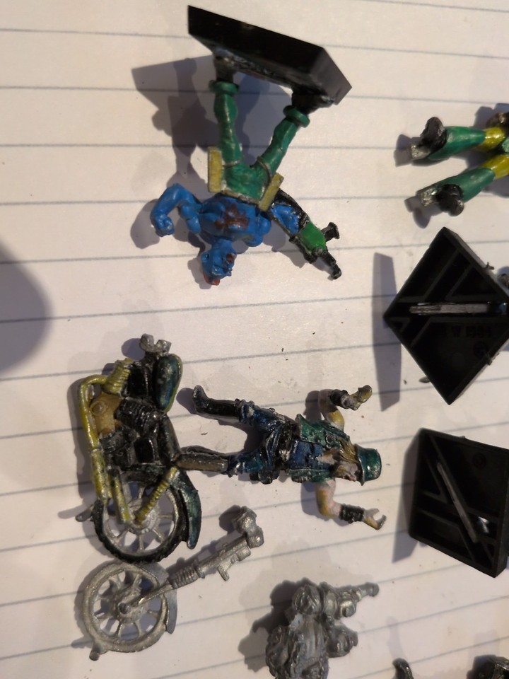 Citadel Miniatures 1989s Space Marines, Rogue Trooper, Hell Angels Job ...