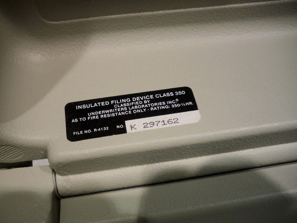 Sentry 1150 Safe Lock Box w/ Keys Portable Home Security Water & Fire ...