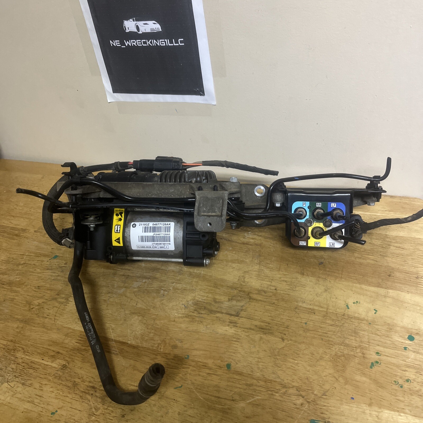 15-18 Ram 1500 Air Ride Compressor, Distribution Valve bracket hoses ...