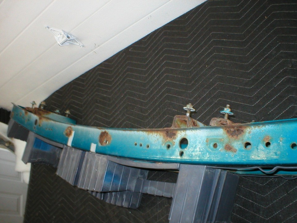 1985-1992 Camaro Iroc Z28 RS Front bumper Crash Inpact Absorber Bar ...