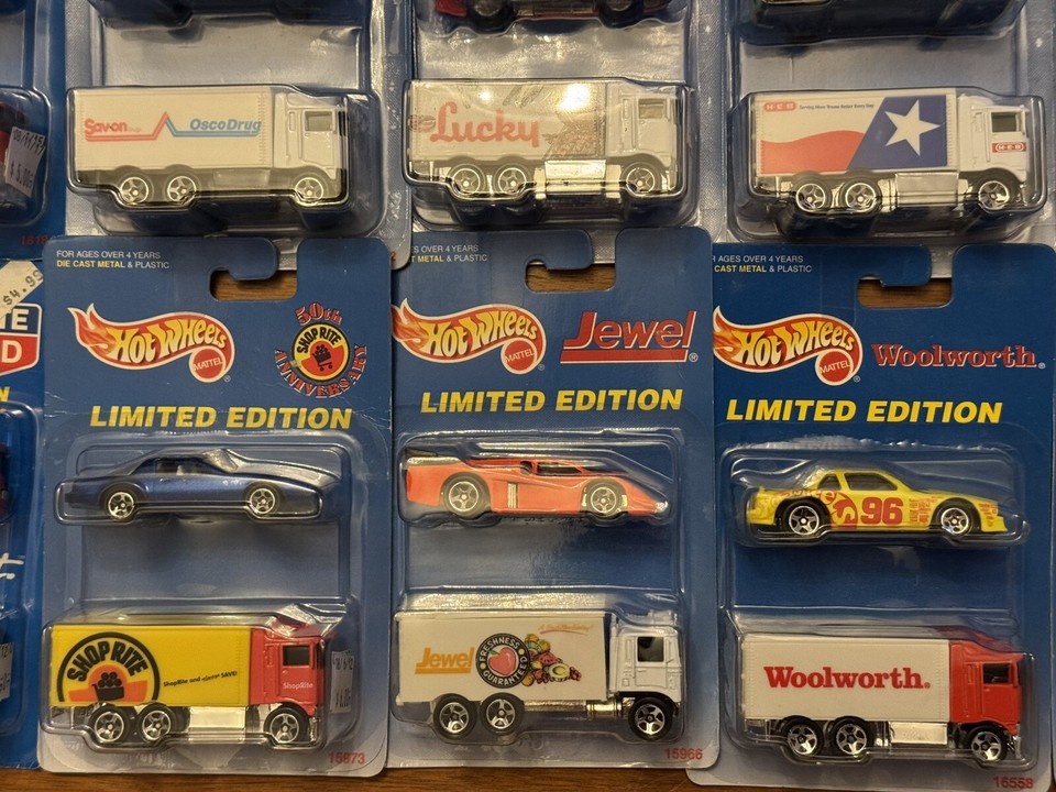 Hot Wheels 18x Hiway Hauler 2-Packs Shop Rite Aid Vons Osco HEB Lucky ...