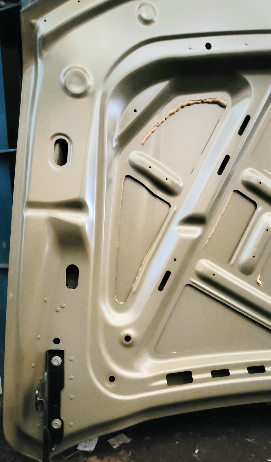 2015 - 2020 Chevy Tahoe/Suburban Hood (OEM-GM) PRIMED # 22756628/ ...