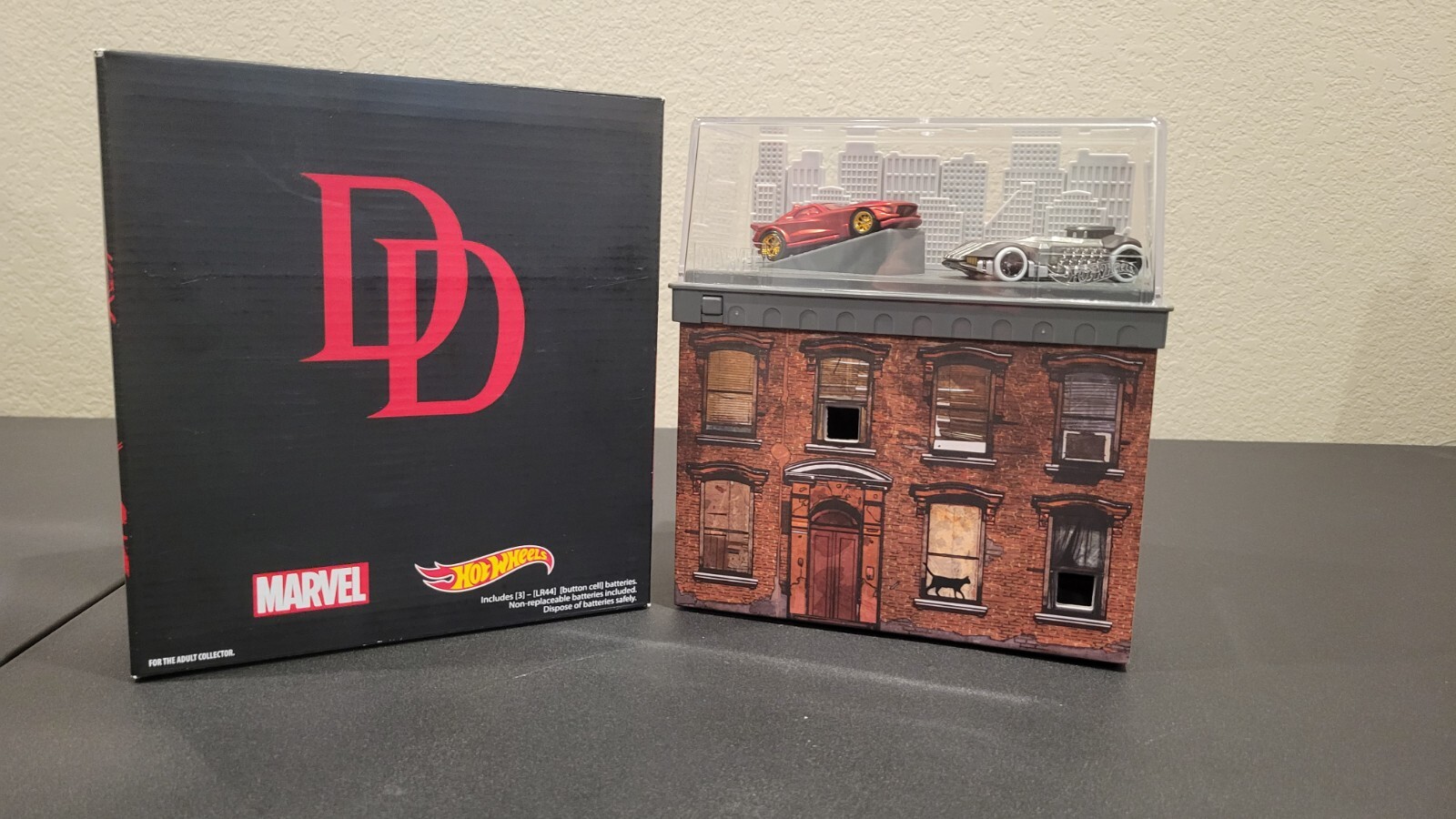 SDCC 2016 EXCLUSIVE HOT WHEELS MARVEL DAREDEVIL VS PUNISHER CAR BOX SET ...