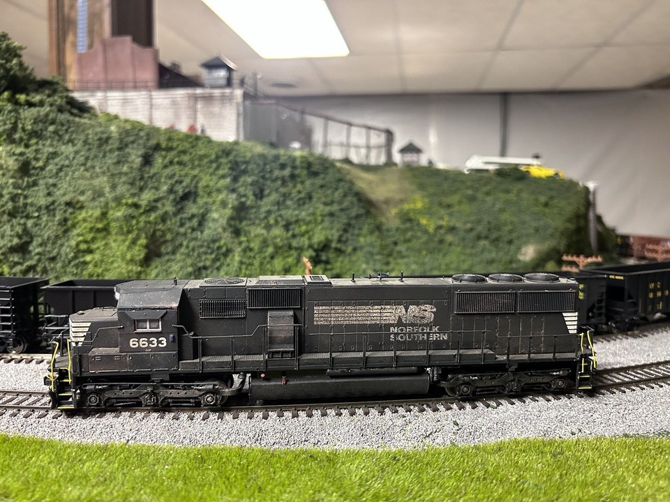 HO Proto 2000 Norfolk Southern SD60 6633-Weathered | eBay
