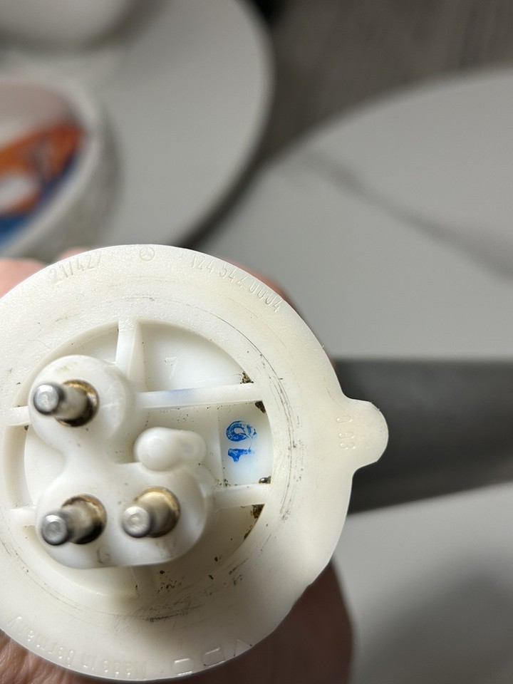 Mercedes-Benz W124 Fuel Level Sender Sensor Gauge 1245420004 OEM ...