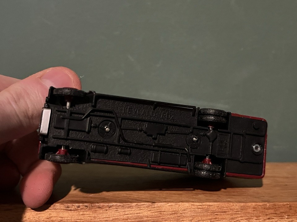 EFE 16101 1:76 Wigan Corporation Leyland Titan PD2 Highbridge Model Bus ...