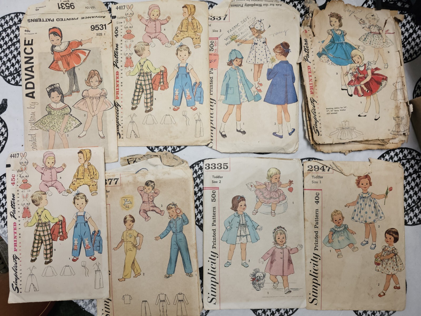 8 Vintage Kids Sewing Patterns 1960s Toddler & Up Simplicity And One ...