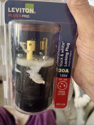 LEVITON Plus Pro 30 AMP 125V Locking Plug Industrial Grade 2611- CS | eBay