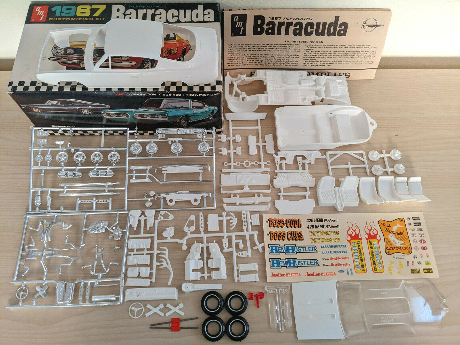 ULTRA RARE! *ORIGINAL *VINTAGE AMT 1967 PLYMOUTH BARRACUDA KIT ...