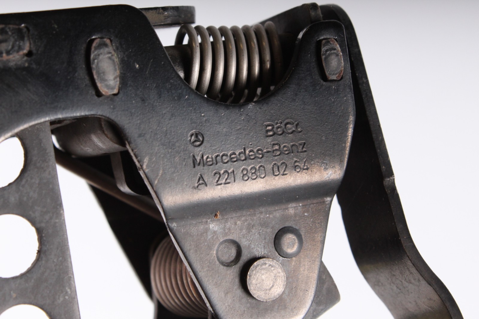 07-13 Mercedes W221 S550 S600 Hood Lock Unlock Latch Release 2218800264 ...