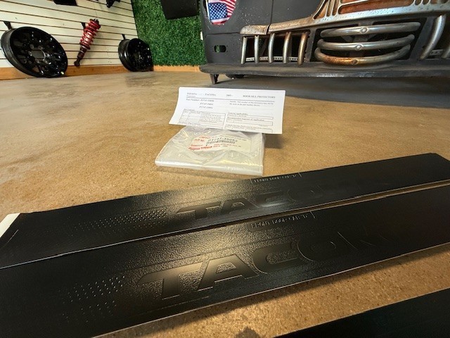 SILL PROTECTOR TACOMA 2005-2015 DOUBLE CAB DOOR OEM 4 PIECES GENUINE ...