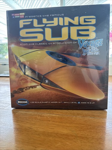 Moebius 1:32 SCALE VOYAGE TO THE BOTTOM OF THE SEA Flying Sub Model Kit ...
