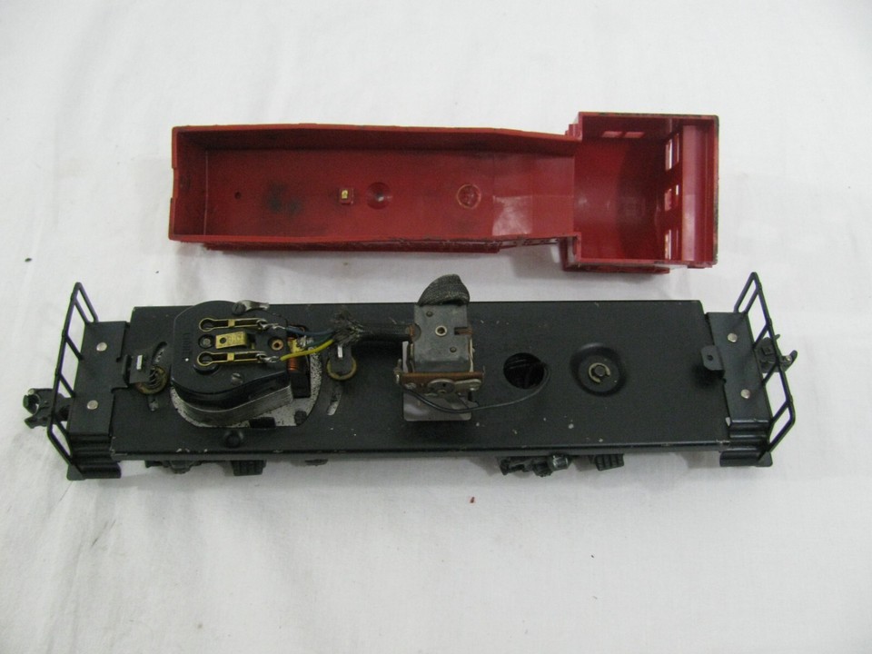 Vintage 1955 Lionel Trains O Gauge MKT NW-2 Diesel Switcher Locomotive ...