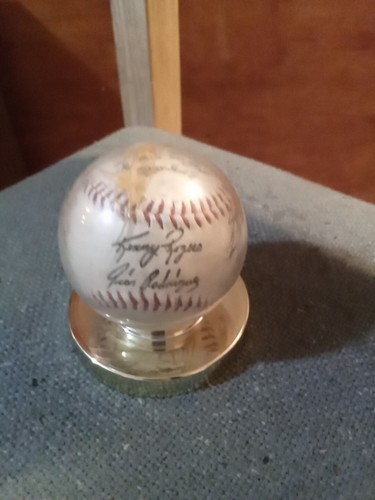 1994 TEXAS RANGERS SIGNED AUTOGRAPHED TEAM BASEBALL OOAK GONZALEZ PUDGE ...