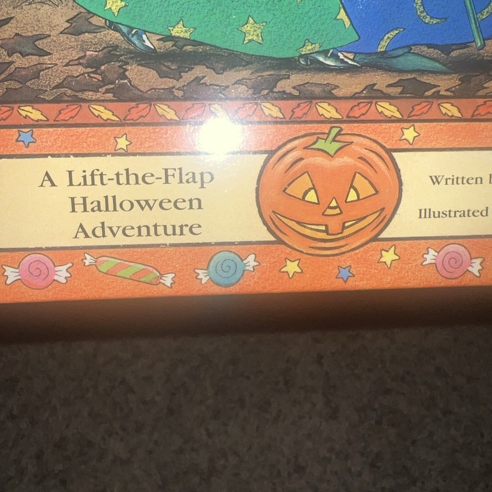 Here Comes Halloween!: A Lift-The-Flap Halloween Adventure Becky Ward ...