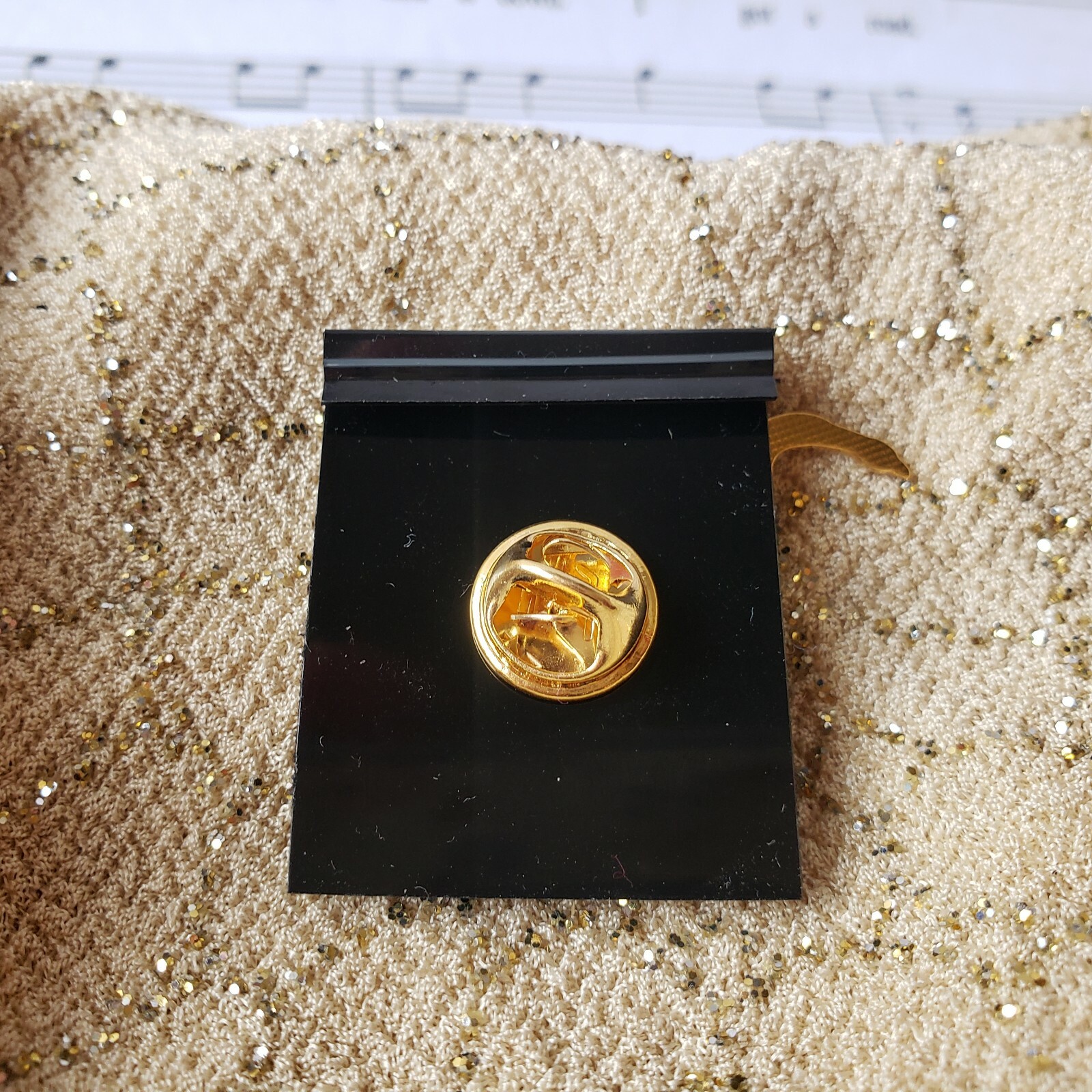 Saxophone Lapel Pin - Tie Pin Gold Tone Music gift Sax Jazz Band ...