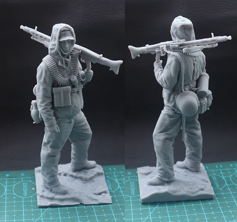 1/18 Submachine gun soldier Scene Prop Miniture Figure Doll Display ...