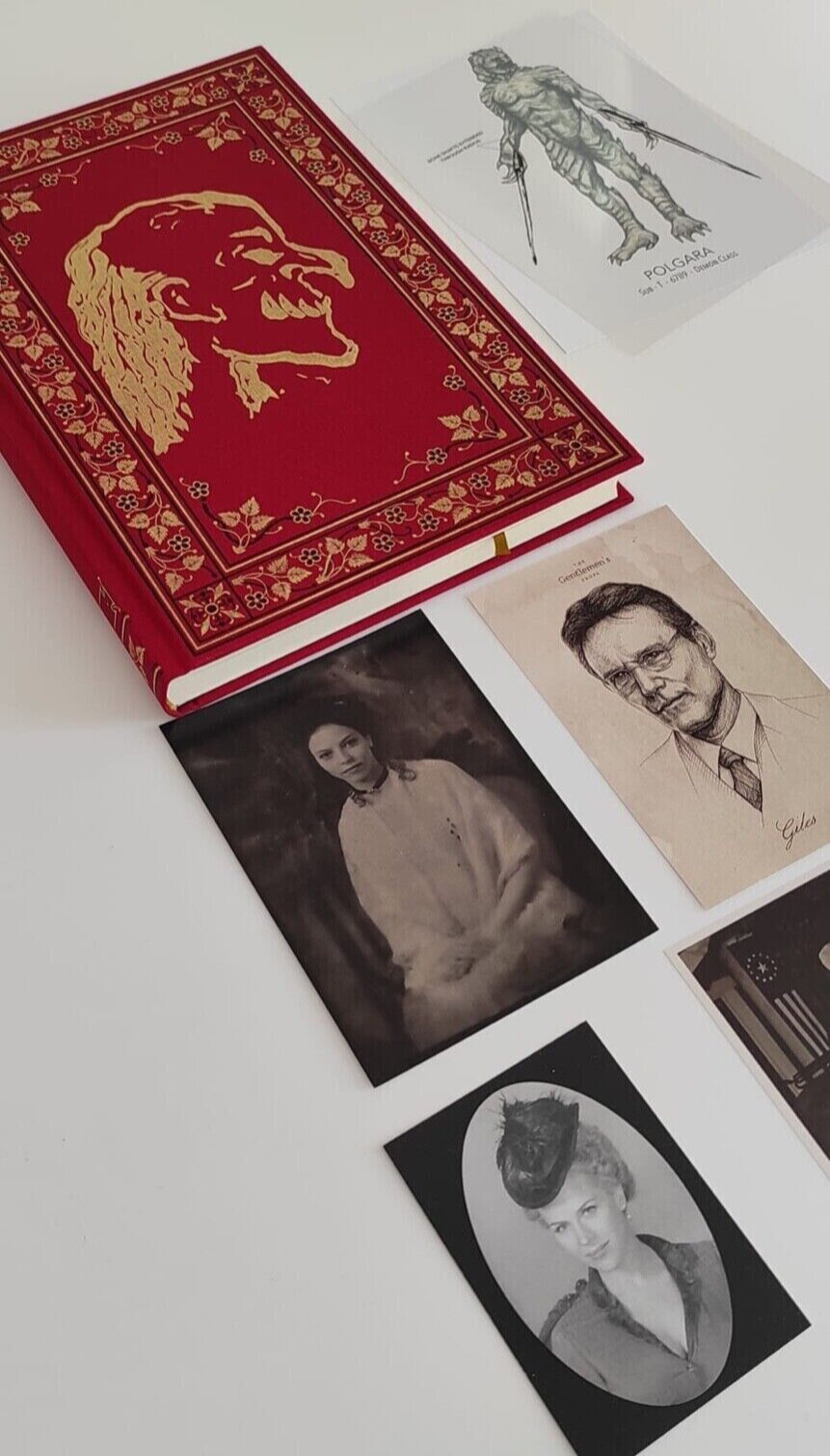 Buffy The Vampire Slayer - Compendium Book Prop Replica - International ...