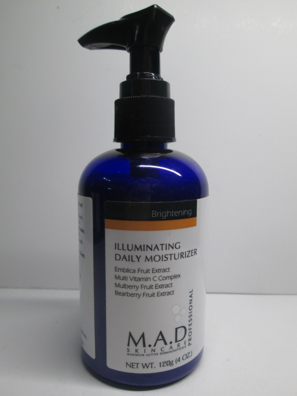 M. A. D skincare ILLUMINATING DAILY MOISTURIZER PRO 4fl.oz /120g NEWEXP ...