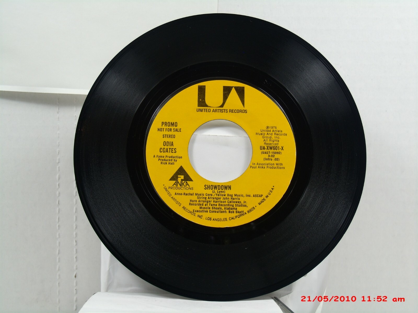 ODIA COATES -(45)- PROMO - SHOWDOWN (STEREO) / MONO VERSION UNITED ...