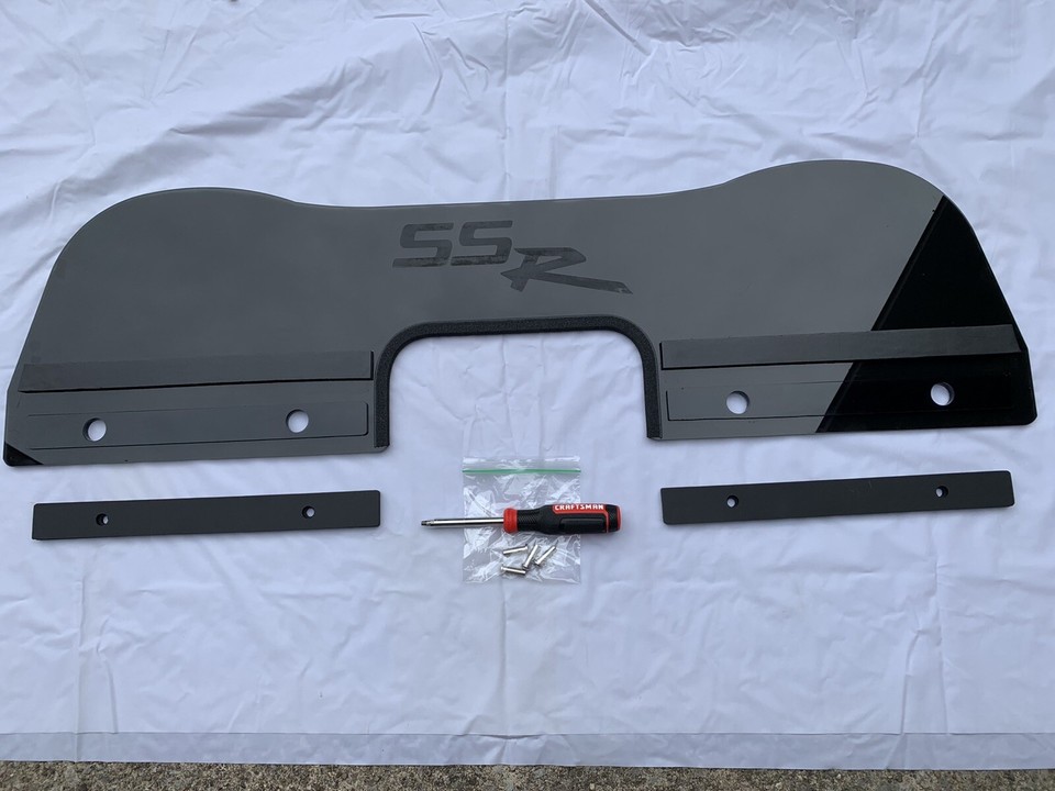 🇺🇸 Chevrolet SSR Light Smoked Tempered-Glass Windscreen Etched W/ SSR ...