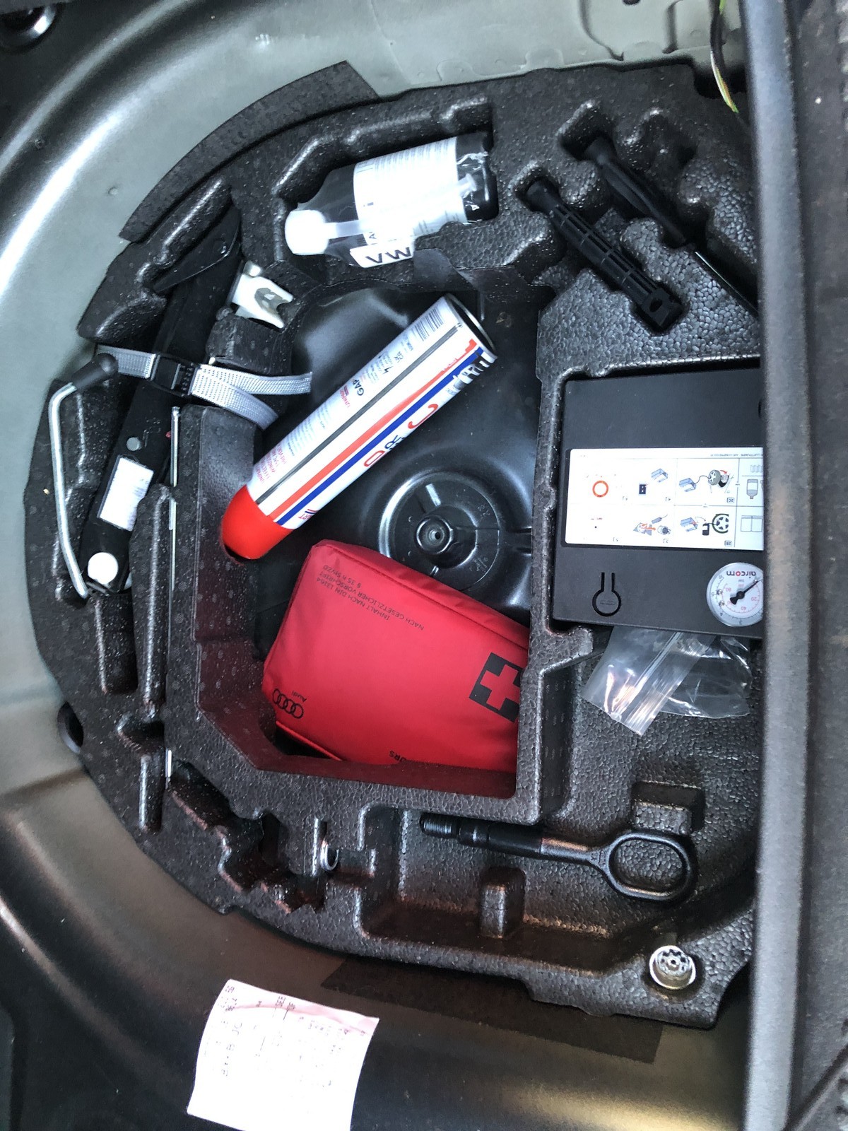 AUDI A1 S LINE 2010-2018 BOOT FOAM WITH EMERGENCY KIT | eBay UK