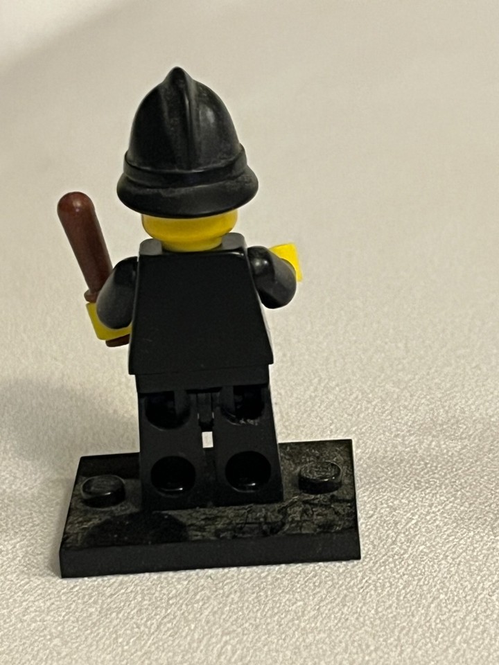 LEGO CONSTABLE - Series 11 Minifig - Loose, Assembled - Very Good Used ...