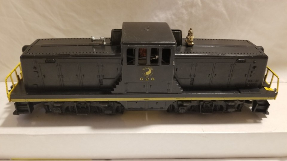 1956 Lionel 628 Northern Pacific Diesel Switcher - Good Condition | eBay