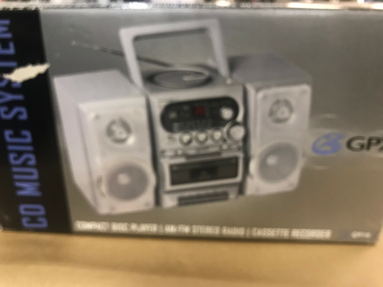 GPX Q916 Go Music Portable Am FM Cassette Tape CD Stereo Boombox System ...